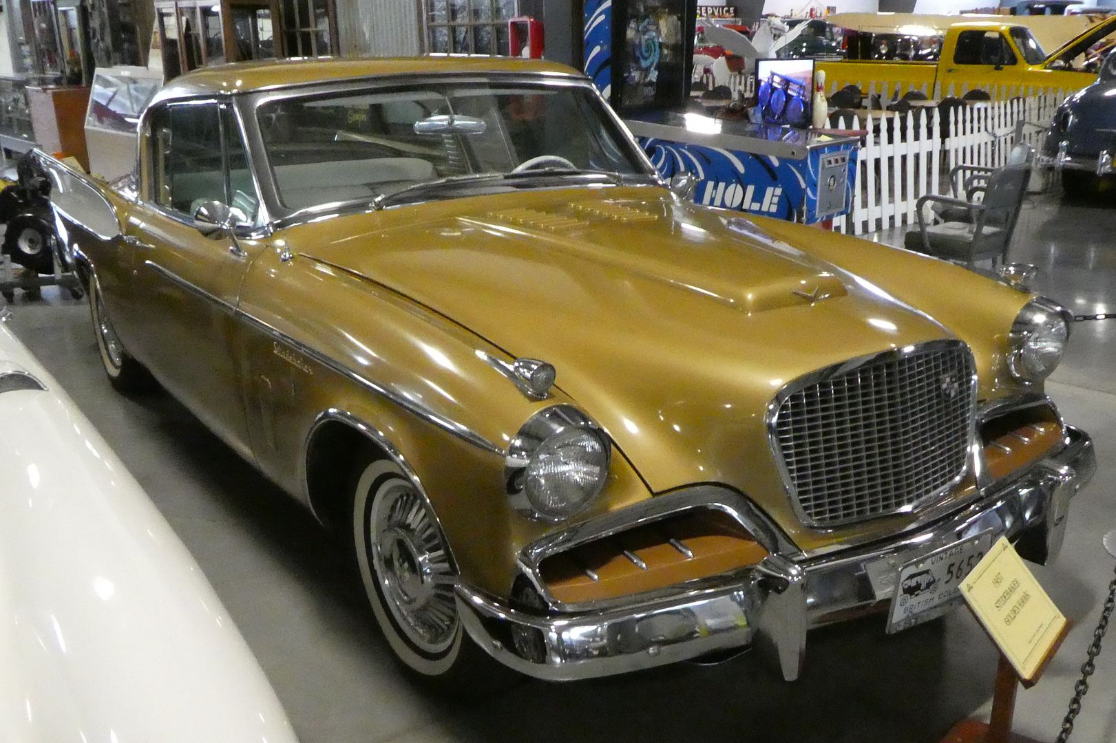 WAAAM: Studebaker automobiles (photo diary)